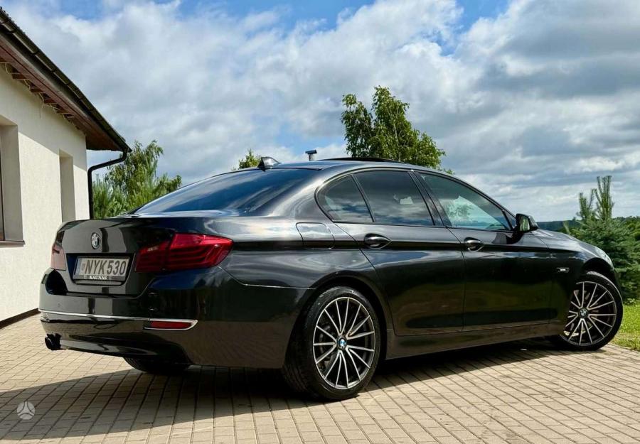 Grey BMW 530 2014 in Vilnius, with an engine capacity of 2.99 L and mileage of 290 thousand km for 9850 €, photo 7 on AUTOMOTO.COM.LV