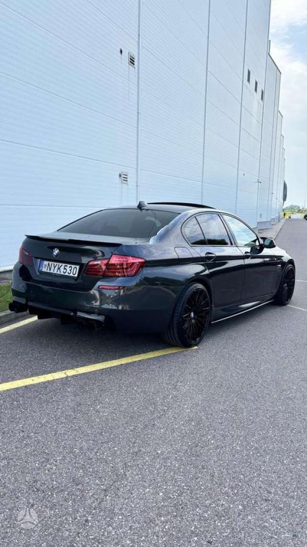 Grey BMW 530 2014 in Vilnius, with an engine capacity of 2.99 L and mileage of 290 thousand km for 14000 €, photo 5 on AUTOMOTO.COM.LV