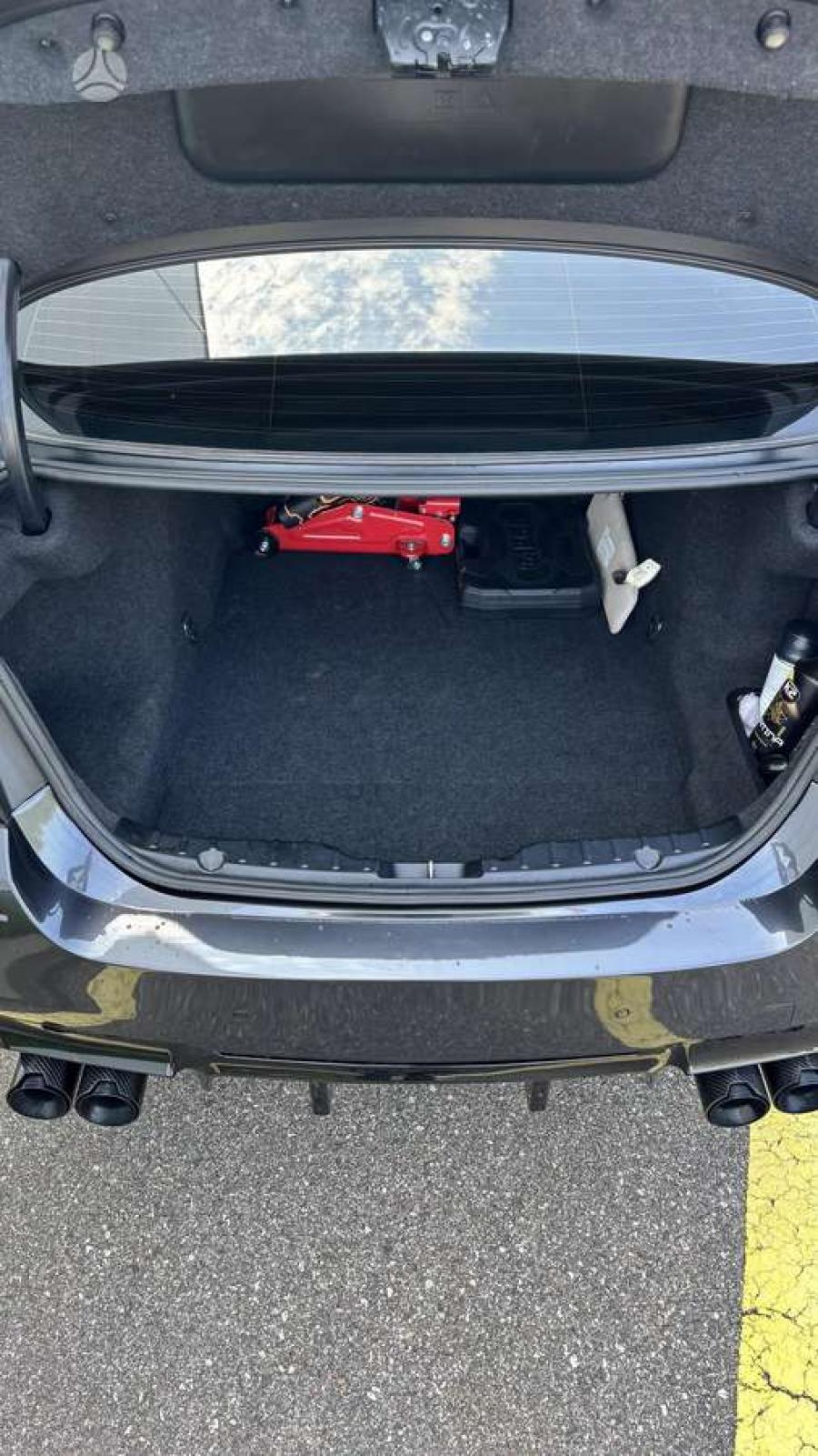 Pelēks BMW 530 2014 Viļņa, ar dzinēja tilpumu 2.99 L un nobraukumu 290 tūkst. km par 14000 €, foto 22 vietnē AUTOMOTO.COM.LV