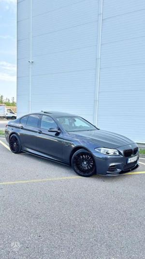 Pelēks BMW 530 2014 Viļņa, ar dzinēja tilpumu 2.99 L un nobraukumu 290 tūkst. km par 14000 €, foto 28 vietnē AUTOMOTO.COM.LV