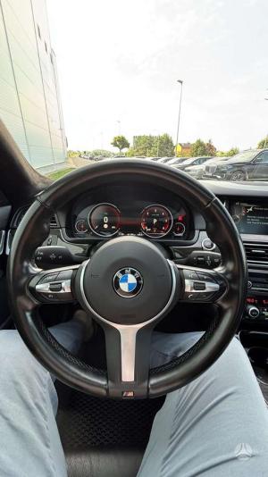 Pelēks BMW 530 2014 Viļņa, ar dzinēja tilpumu 2.99 L un nobraukumu 290 tūkst. km par 14000 €, foto 33 vietnē AUTOMOTO.COM.LV