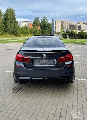 Grey BMW 530 2014 in Vilnius, with an engine capacity of 3.00 L and mileage of 290 thousand km for 13800 €, photo 7 on AUTOMOTO.COM.LV
