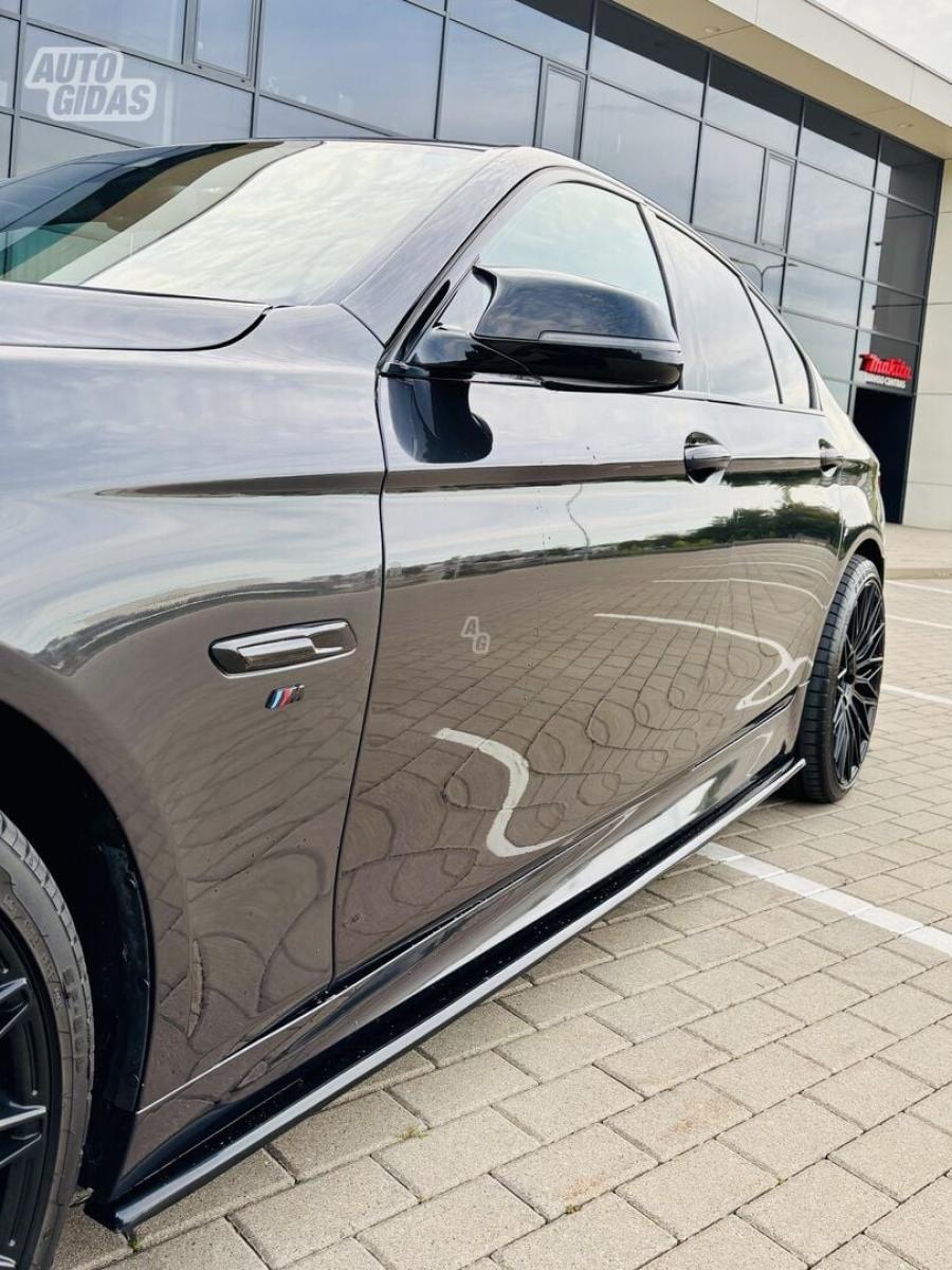 Grey BMW 530 2014 in Vilnius, with an engine capacity of 3.00 L and mileage of 290 thousand km for 13800 €, photo 13 on AUTOMOTO.COM.LV