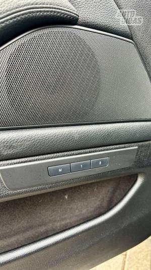 Grey BMW 530 2014 in Vilnius, with an engine capacity of 3.00 L and mileage of 290 thousand km for 13800 €, photo 17 on AUTOMOTO.COM.LV