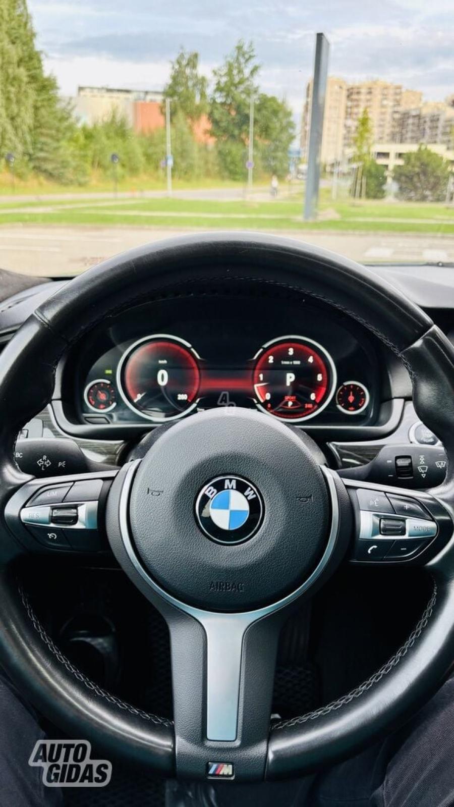 Grey BMW 530 2014 in Vilnius, with an engine capacity of 3.00 L and mileage of 290 thousand km for 13800 €, photo 21 on AUTOMOTO.COM.LV