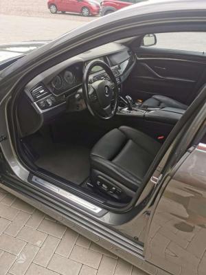 Grey BMW 530 2014 in Kaunas, with an engine capacity of 2.99 L and mileage of 209 thousand km for 10850 €, photo 12 on AUTOMOTO.COM.LV