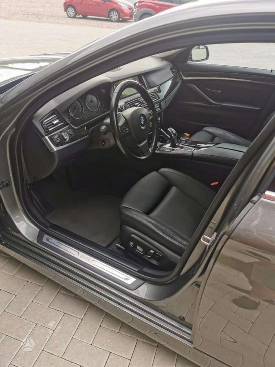 Grey BMW 530 2014 in Kaunas, with an engine capacity of 2.99 L and mileage of 209 thousand km for 10850 €, photo 12 on AUTOMOTO.COM.LV