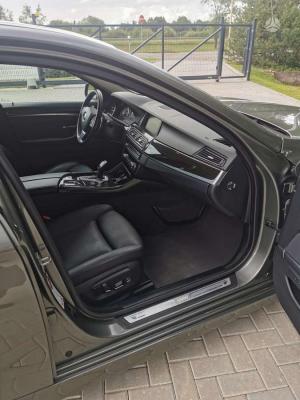 Grey BMW 530 2014 in Kaunas, with an engine capacity of 2.99 L and mileage of 209 thousand km for 10850 €, photo 13 on AUTOMOTO.COM.LV