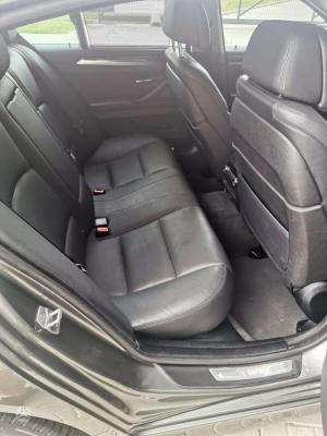 Grey BMW 530 2014 in Kaunas, with an engine capacity of 2.99 L and mileage of 209 thousand km for 10850 €, photo 15 on AUTOMOTO.COM.LV