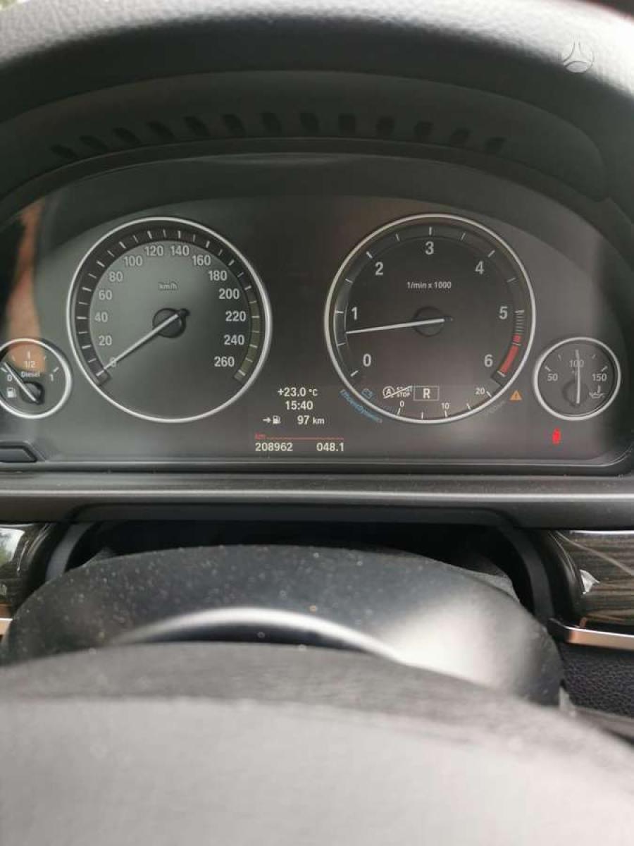 Grey BMW 530 2014 in Kaunas, with an engine capacity of 2.99 L and mileage of 209 thousand km for 10850 €, photo 16 on AUTOMOTO.COM.LV