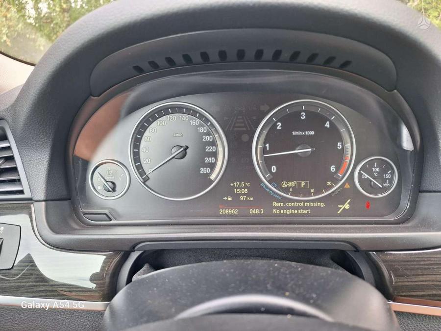 Grey BMW 530 2014 in Kaunas, with an engine capacity of 2.99 L and mileage of 209 thousand km for 10850 €, photo 23 on AUTOMOTO.COM.LV
