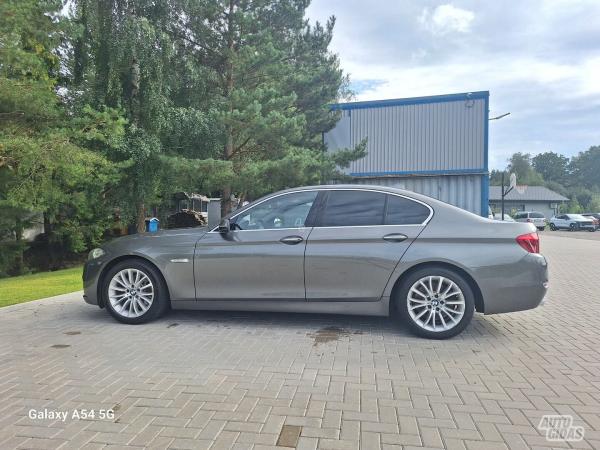 Pelēks BMW 530 2014 Kauņa, ar dzinēja tilpumu 3.00 L un nobraukumu 209 tūkst. km par 10850 €, foto 10 vietnē AUTOMOTO.COM.LV