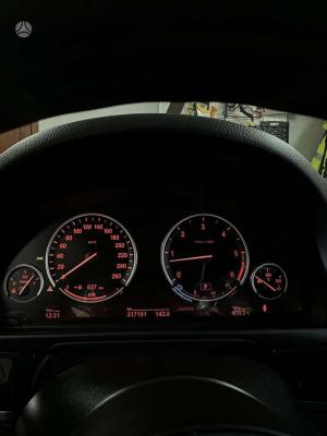 Серый БМВ 530 2015 в Тельшяй, объемом двигателя 2.99 л и пробегом 330 тыс. км за 11999 €, фото 17 на AUTOMOTO.COM.LV