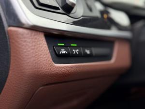 Серый БМВ 530 2015 в Таллин, объемом двигателя 3.00 л и пробегом 254 тыс. км за 12299 €, фото 27 на AUTOMOTO.COM.LV