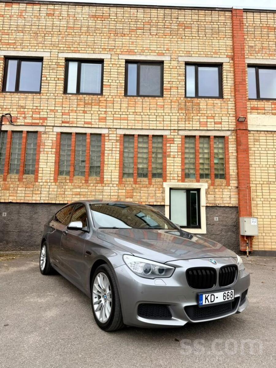 Grey BMW 530 2015 in Riga, with an engine capacity of 3.00 L and mileage of 331 thousand km for 16650 €, photo 4 on AUTOMOTO.COM.LV