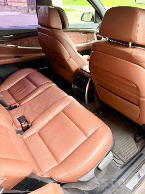 Grey BMW 530 2015 in Riga, with an engine capacity of 3.00 L and mileage of 331 thousand km for 16650 €, photo 13 on AUTOMOTO.COM.LV
