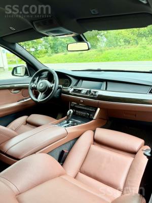 Grey BMW 530 2015 in Riga, with an engine capacity of 3.00 L and mileage of 331 thousand km for 16650 €, photo 14 on AUTOMOTO.COM.LV