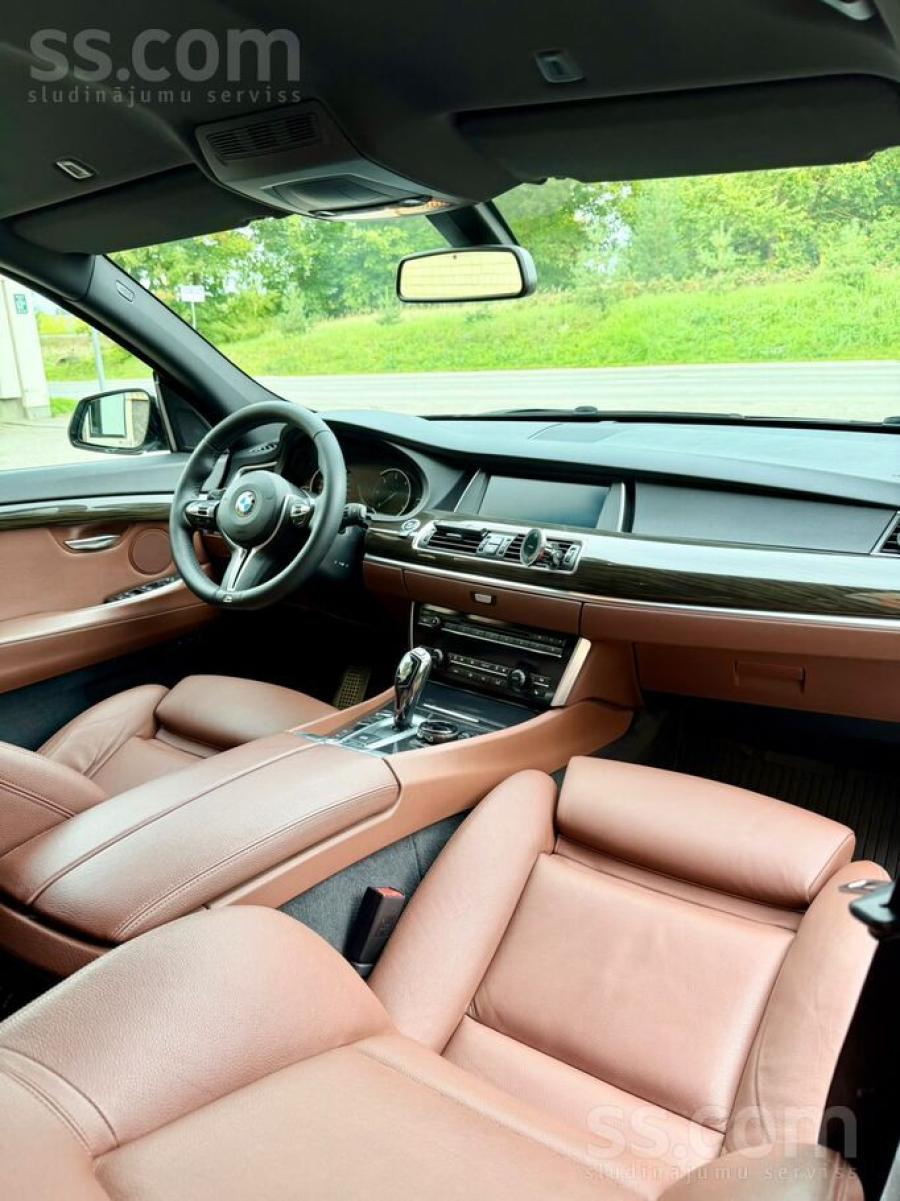 Grey BMW 530 2015 in Riga, with an engine capacity of 3.00 L and mileage of 331 thousand km for 16650 €, photo 14 on AUTOMOTO.COM.LV