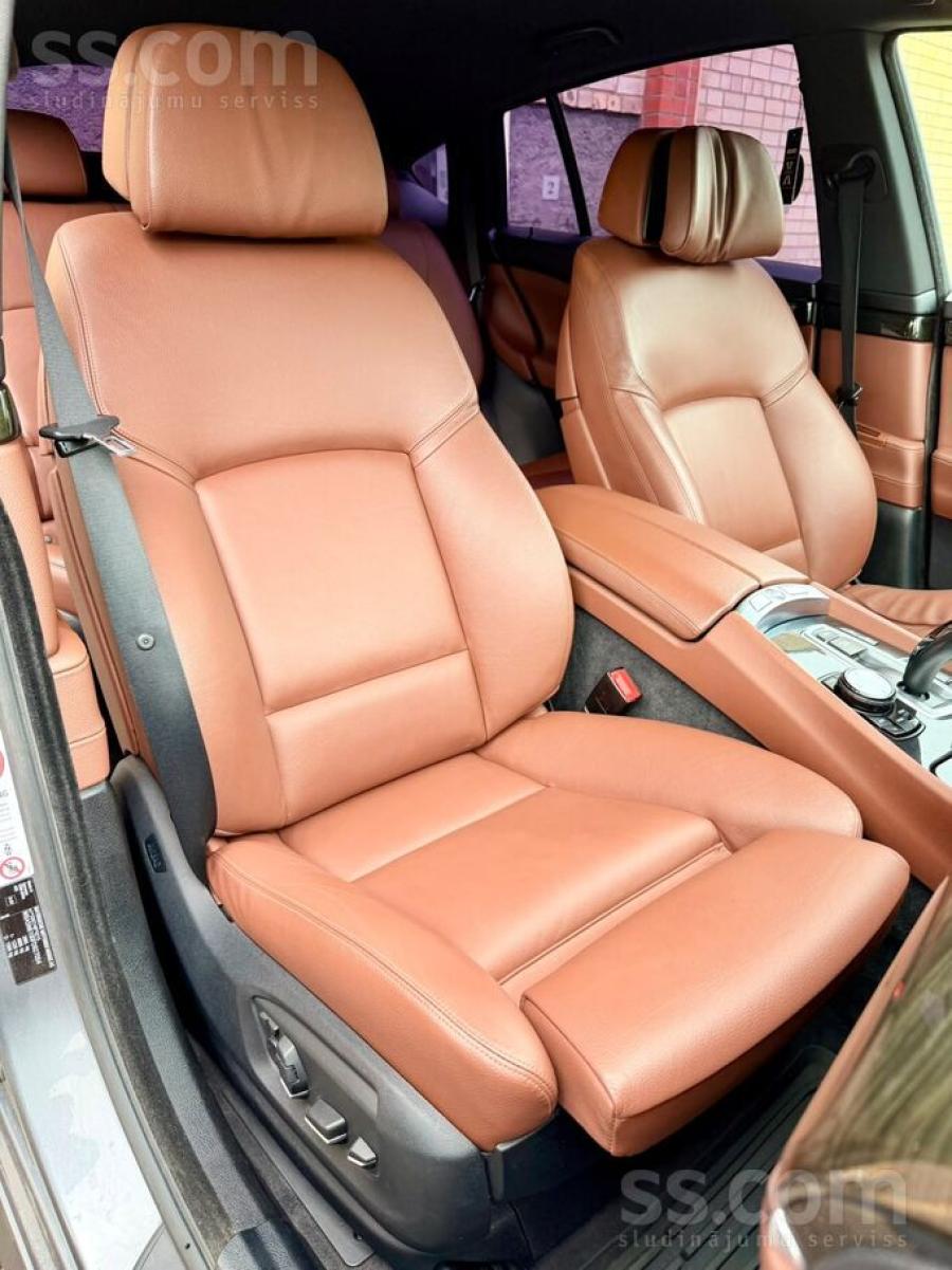 Grey BMW 530 2015 in Riga, with an engine capacity of 3.00 L and mileage of 331 thousand km for 16650 €, photo 17 on AUTOMOTO.COM.LV