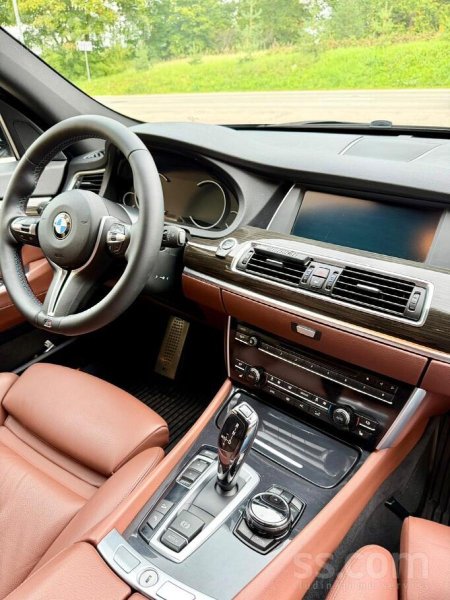 Grey BMW 530 2015 in Riga, with an engine capacity of 3.00 L and mileage of 331 thousand km for 16650 €, photo 18 on AUTOMOTO.COM.LV