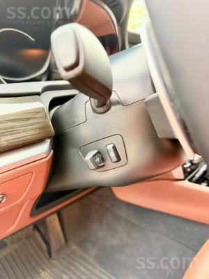 Grey BMW 530 2015 in Riga, with an engine capacity of 3.00 L and mileage of 331 thousand km for 16650 €, photo 23 on AUTOMOTO.COM.LV