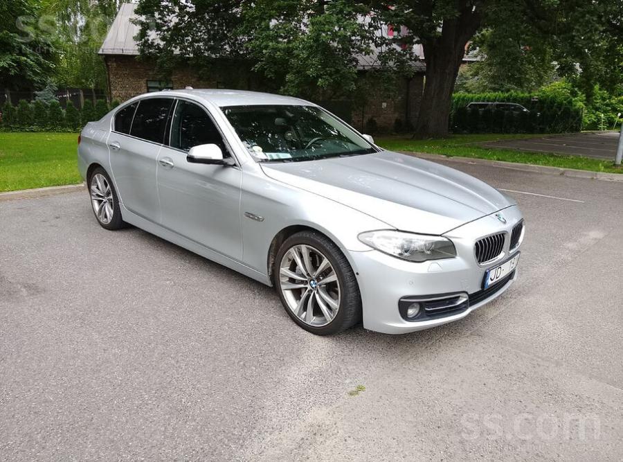 Grey BMW 530 2016 in Riga, with an engine capacity of 3.00 L and mileage of 270 thousand km for 13900 €, photo 11 on AUTOMOTO.COM.LV