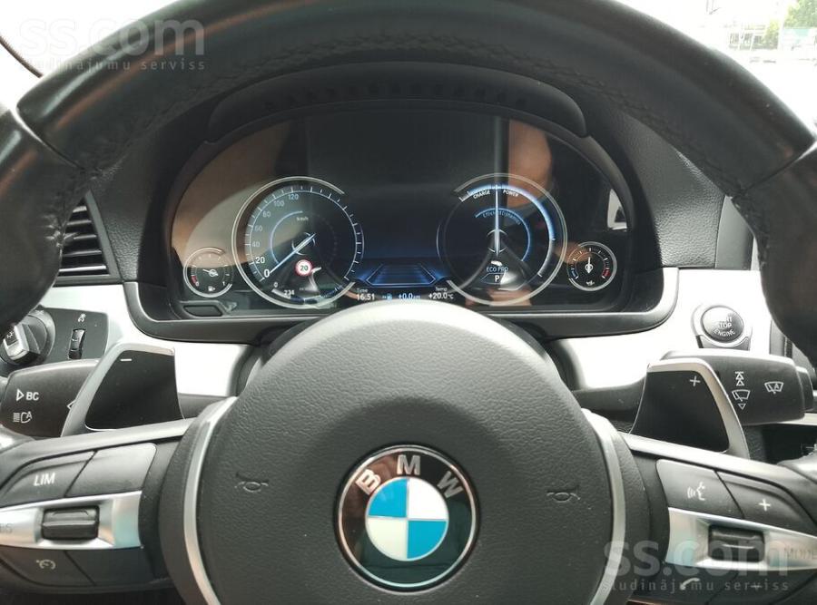 Grey BMW 530 2016 in Riga, with an engine capacity of 3.00 L and mileage of 270 thousand km for 13900 €, photo 16 on AUTOMOTO.COM.LV