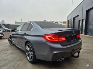 Grey BMW 530 2017 in Utena, with an engine capacity of 2.99 L and mileage of 316 thousand km for 16990 €, photo 3 on AUTOMOTO.COM.LV
