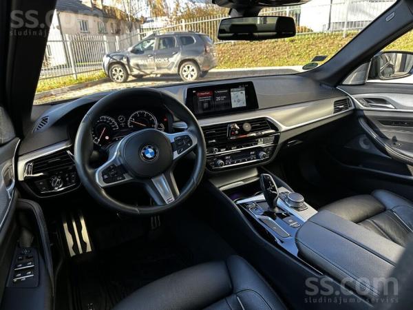 Pelēks BMW 530 2017 Rīga, ar dzinēja tilpumu 3.00 L un nobraukumu 288 tūkst. km par 23500 €, foto 9 vietnē AUTOMOTO.COM.LV