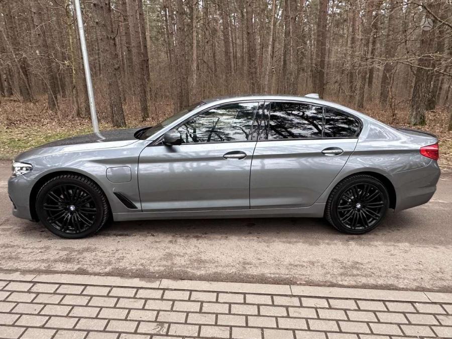 Pelēks BMW 530 2017 Ukmergė, ar dzinēja tilpumu 2.00 L un nobraukumu 23 tūkst. km par 19000 €, foto 6 vietnē AUTOMOTO.COM.LV
