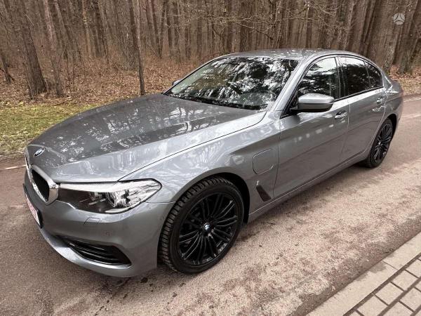 Grey BMW 530 2017 in Ukmerge, with an engine capacity of 2.00 L and mileage of 23 thousand km for 19000 €, photo 8 on AUTOMOTO.COM.LV