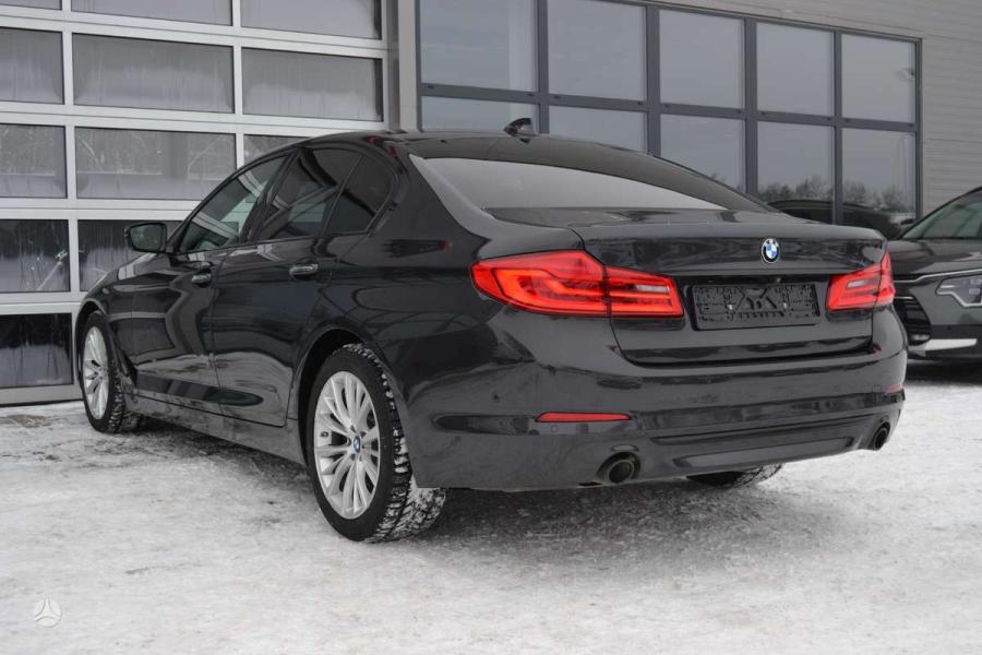 Pelēks BMW 530 2017 Viļņa, ar dzinēja tilpumu 2.99 L un nobraukumu 230 tūkst. km par 22500 €, foto 6 vietnē AUTOMOTO.COM.LV