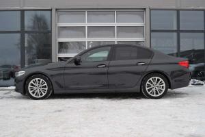 Grey BMW 530 2017 in Vilnius, with an engine capacity of 2.99 L and mileage of 230 thousand km for 22000 €, photo 7 on AUTOMOTO.COM.LV
