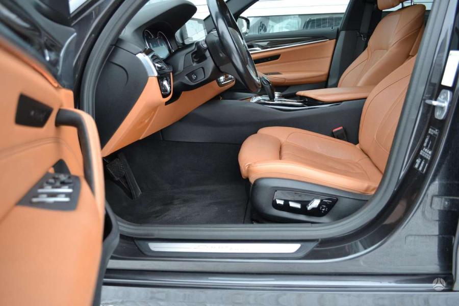 Grey BMW 530 2017 in Vilnius, with an engine capacity of 2.99 L and mileage of 230 thousand km for 22000 €, photo 19 on AUTOMOTO.COM.LV