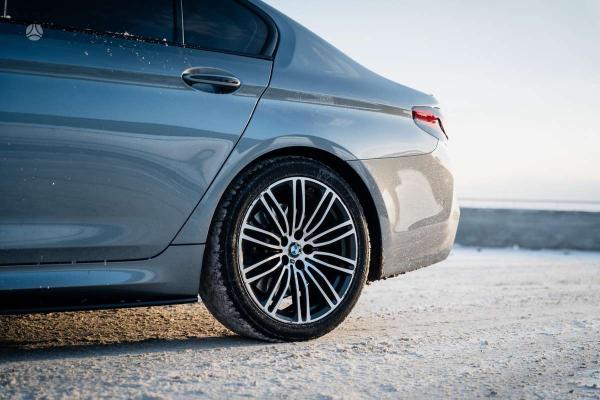 Pelēks BMW 530 2017 Viļņa, ar dzinēja tilpumu 2.00 L un nobraukumu 225 tūkst. km par 18900 €, foto 5 vietnē AUTOMOTO.COM.LV