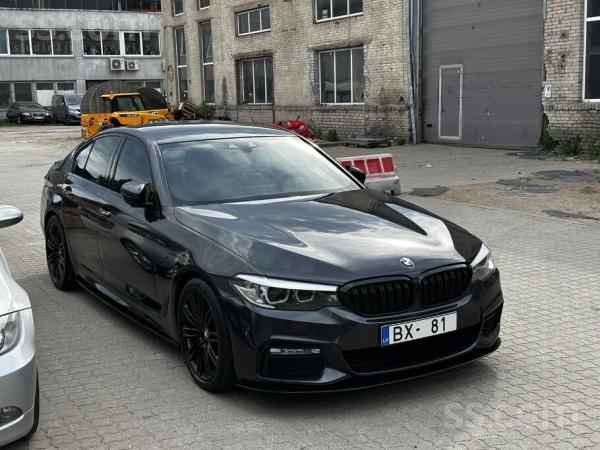 Grey BMW 530 2017 in Riga, with an engine capacity of 3.00 L and mileage of 0 thousand km for 25000 €, photo 5 on AUTOMOTO.COM.LV