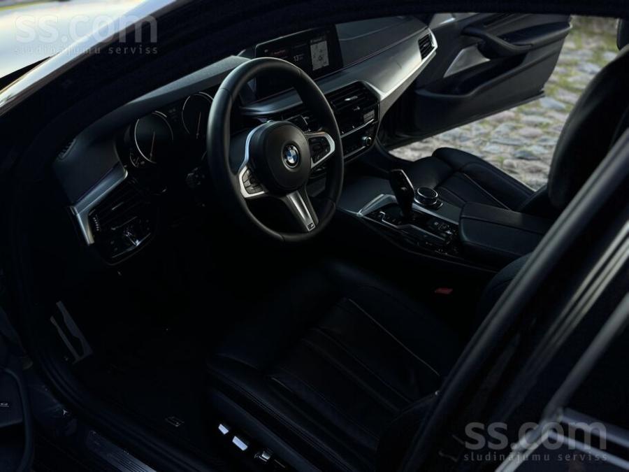Grey BMW 530 2017 in Riga, with an engine capacity of 3.00 L and mileage of 0 thousand km for 25000 €, photo 10 on AUTOMOTO.COM.LV
