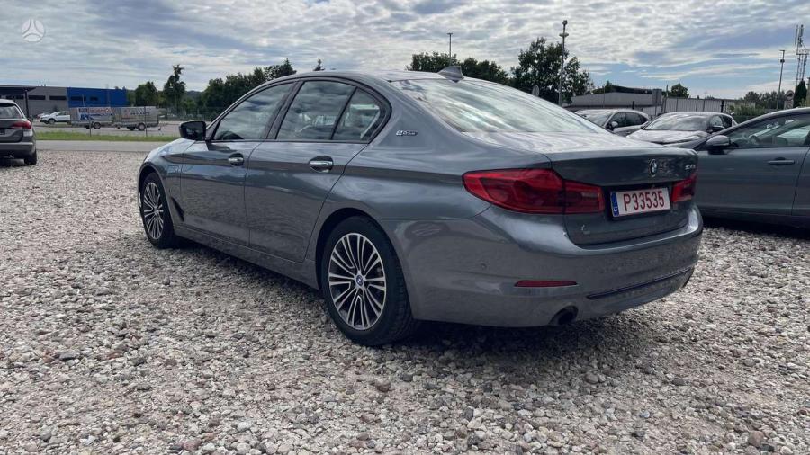 Pelēks BMW 530 2017 Kauņa, ar dzinēja tilpumu 2.00 L un nobraukumu 109 tūkst. km par 20700 €, foto 6 vietnē AUTOMOTO.COM.LV