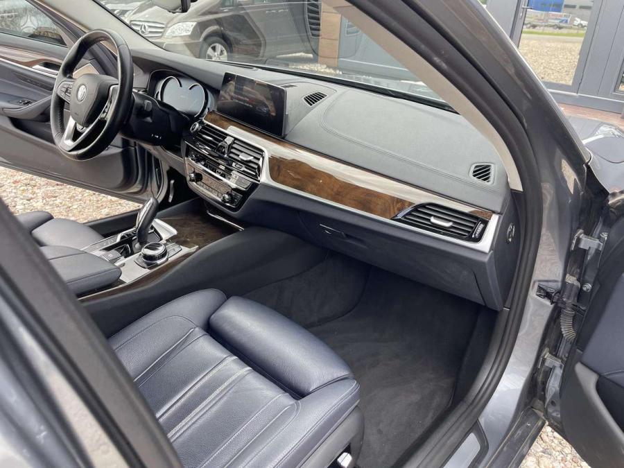 Pelēks BMW 530 2017 Kauņa, ar dzinēja tilpumu 2.00 L un nobraukumu 109 tūkst. km par 20700 €, foto 10 vietnē AUTOMOTO.COM.LV
