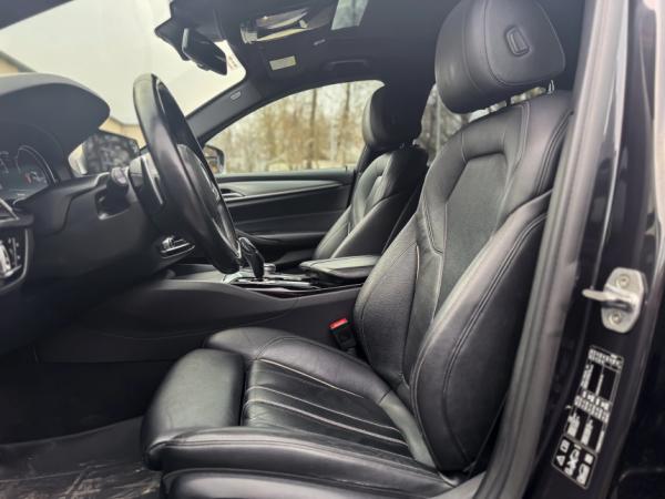 Pelēks BMW 530 2017 Rīga, ar dzinēja tilpumu 3.00 L un nobraukumu 250 tūkst. km par 24400 €, foto 7 vietnē AUTOMOTO.COM.LV