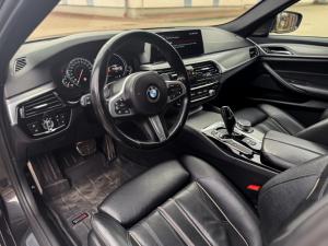 Pelēks BMW 530 2017 Rīga, ar dzinēja tilpumu 3.00 L un nobraukumu 250 tūkst. km par 24400 €, foto 12 vietnē AUTOMOTO.COM.LV