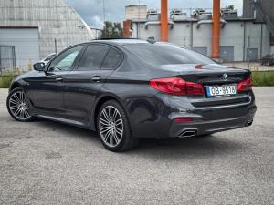 Pelēks BMW 530 2017 Rīga, ar dzinēja tilpumu 3.00 L un nobraukumu 250 tūkst. km par 24400 €, foto 14 vietnē AUTOMOTO.COM.LV