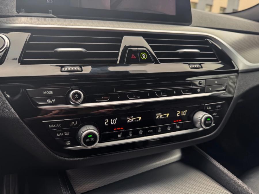 Pelēks BMW 530 2017 Rīga, ar dzinēja tilpumu 3.00 L un nobraukumu 250 tūkst. km par 24400 €, foto 19 vietnē AUTOMOTO.COM.LV