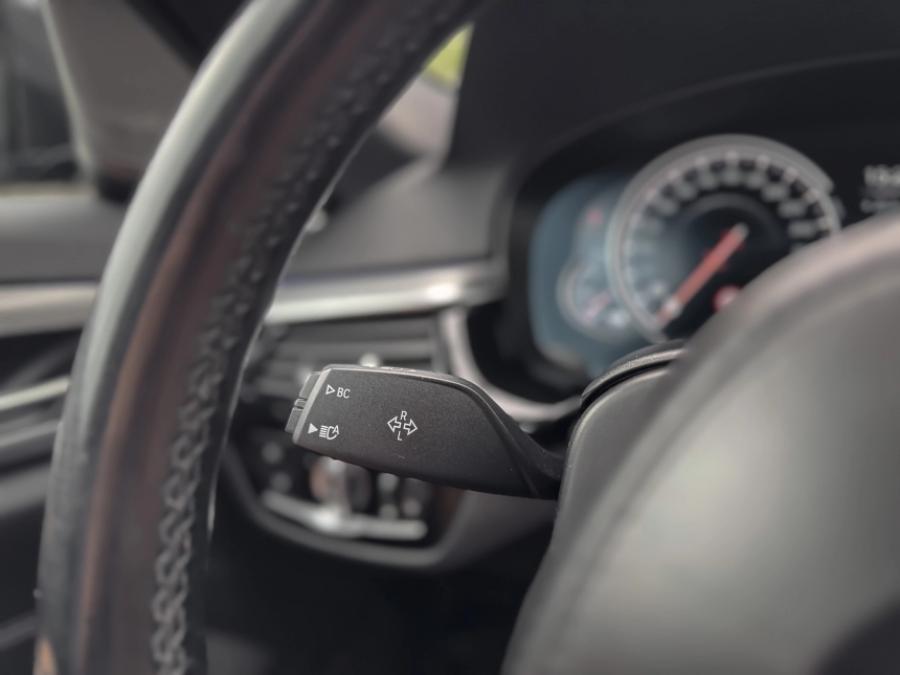 Pelēks BMW 530 2017 Rīga, ar dzinēja tilpumu 3.00 L un nobraukumu 250 tūkst. km par 24400 €, foto 27 vietnē AUTOMOTO.COM.LV