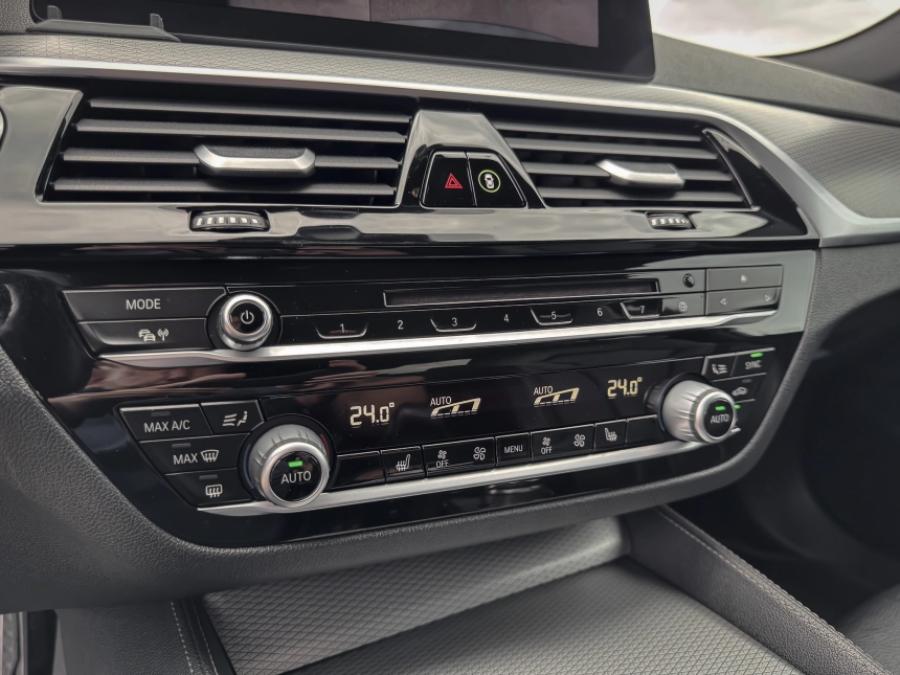 Pelēks BMW 530 2017 Rīga, ar dzinēja tilpumu 3.00 L un nobraukumu 250 tūkst. km par 24400 €, foto 36 vietnē AUTOMOTO.COM.LV