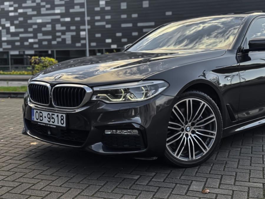 Pelēks BMW 530 2017 Rīga, ar dzinēja tilpumu 3.00 L un nobraukumu 250 tūkst. km par 24400 €, foto 38 vietnē AUTOMOTO.COM.LV