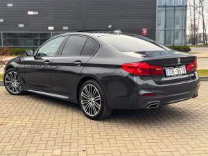 Pelēks BMW 530 2017 Rīga, ar dzinēja tilpumu 3.00 L un nobraukumu 250 tūkst. km par 24400 €, foto 42 vietnē AUTOMOTO.COM.LV