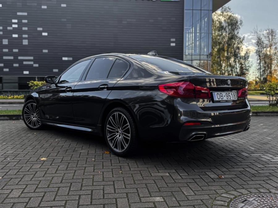 Pelēks BMW 530 2017 Rīga, ar dzinēja tilpumu 3.00 L un nobraukumu 250 tūkst. km par 24400 €, foto 53 vietnē AUTOMOTO.COM.LV