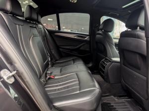 Pelēks BMW 530 2017 Rīga, ar dzinēja tilpumu 3.00 L un nobraukumu 250 tūkst. km par 24400 €, foto 54 vietnē AUTOMOTO.COM.LV