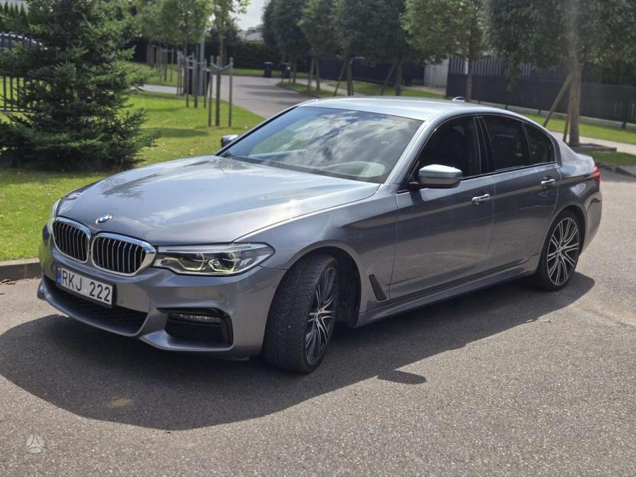 Grey BMW 530 2017 in Vilnius, with an engine capacity of 2.99 L and mileage of 209 thousand km for 19500 €, photo 5 on AUTOMOTO.COM.LV